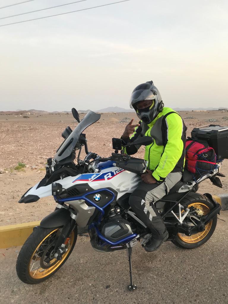 Oluyemi Oshunkoya - Long Distance Riders